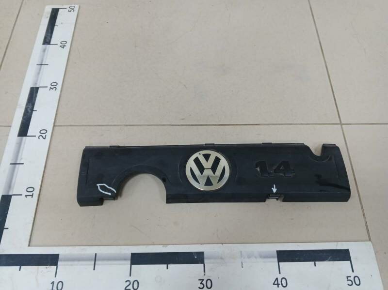 Крышка двигателя декоративная Volkswagen Golf 6 5K 2009-2013 кат.номер: 03C103925AT