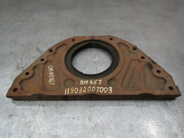 Крышка плиты двигателя OM457 MERCEDES AXOR