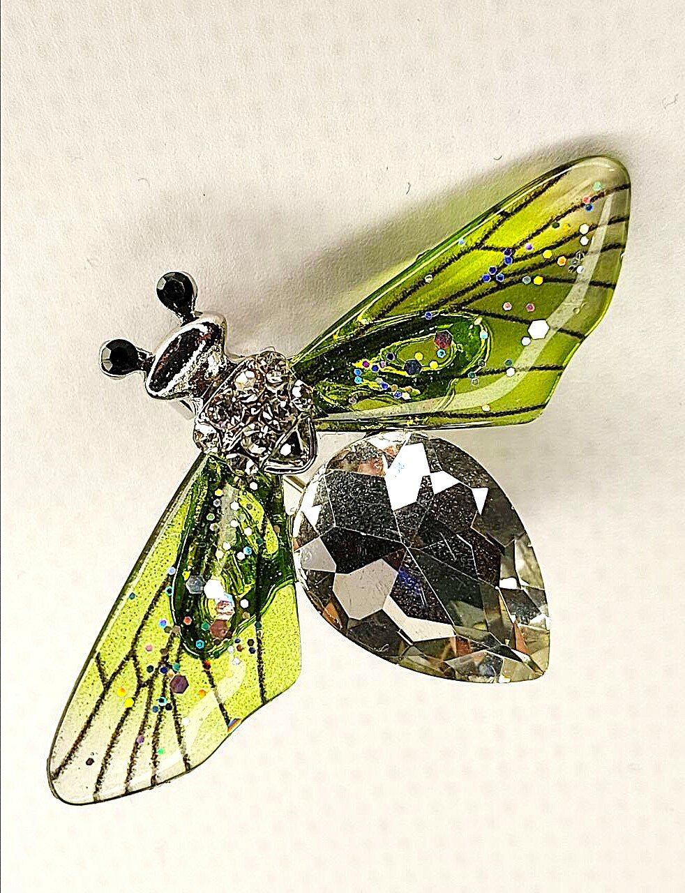 Брошь. Брошка. Муха. Цвет салатовый