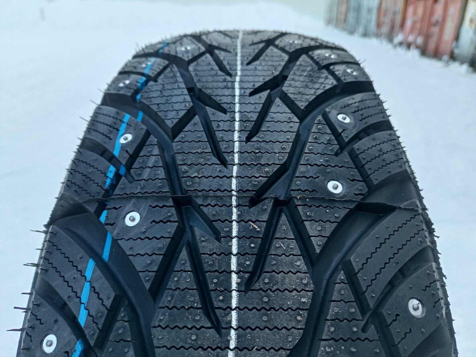 R-13 175/70 Aplus A503 82T Ш