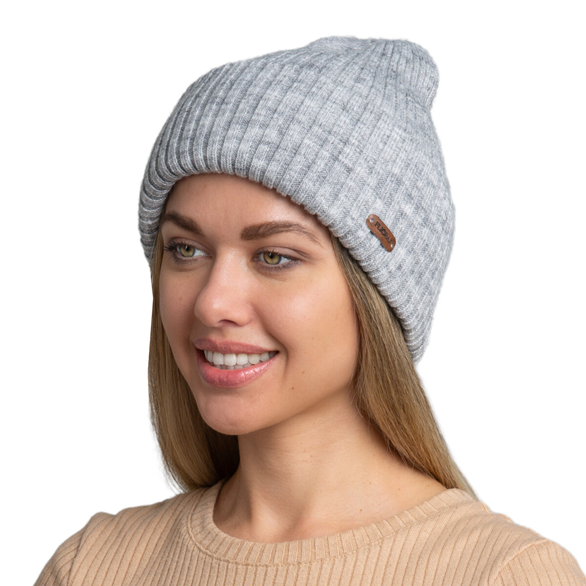 Шапка-бини для женщин