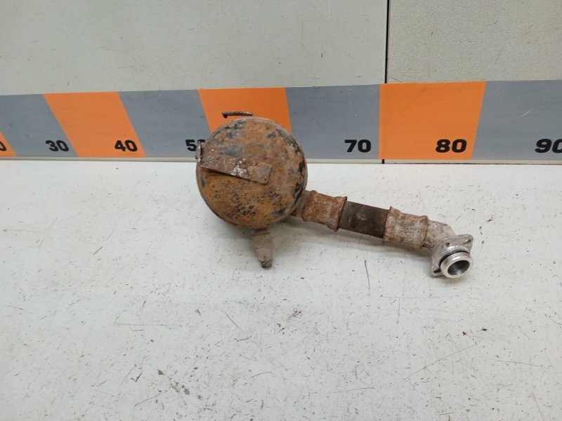 Б/У Ауди А8, S8 Ресивер воздушный Audi A8 2006 D3, 4E2 Задн. Прав. 219914 VAG арт. 4E0616001S