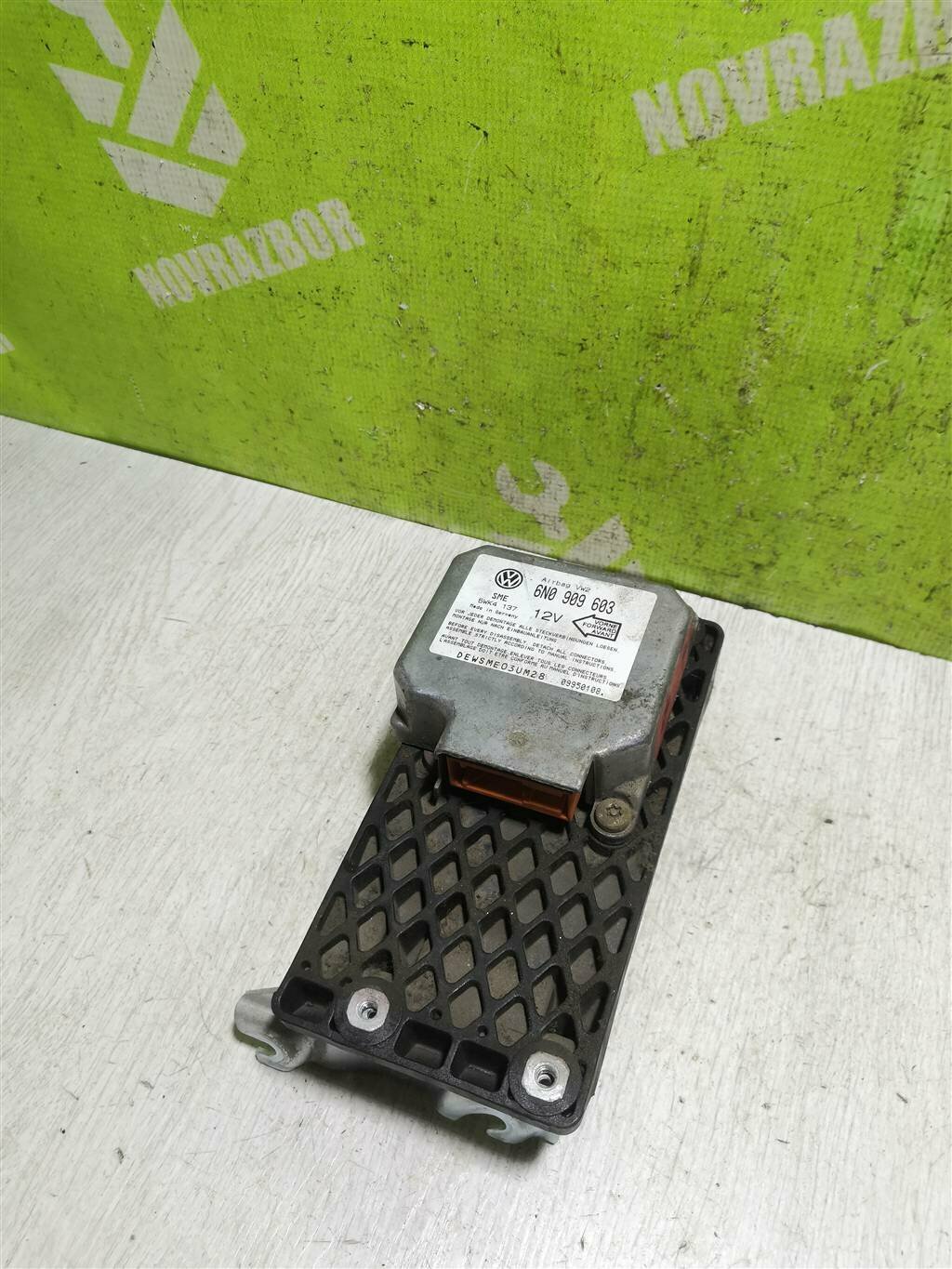 Блок управления AIR BAG VW Passat B4 94-96