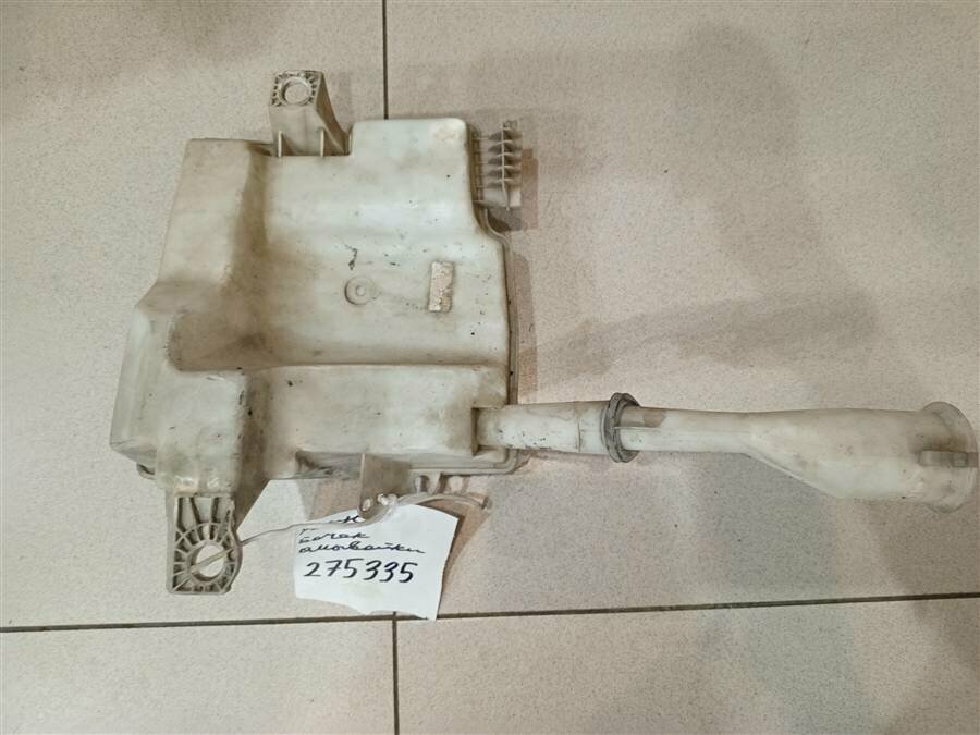 Бачок омывателя лобового стекла от Ford Focus 3 2011-2018