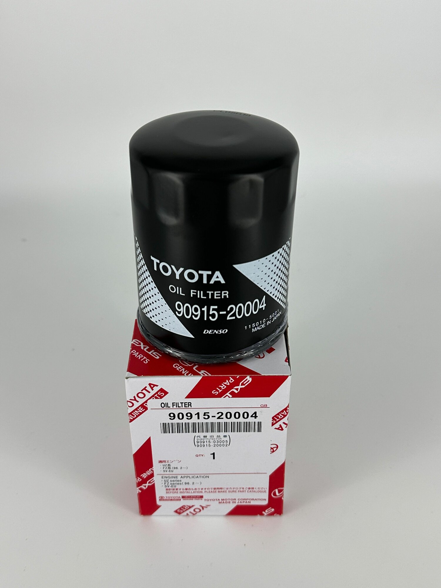 Фильтр масляный двигателя Toyota 90915-20004