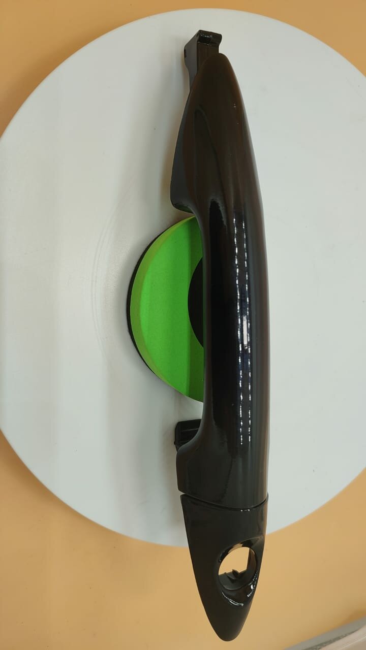 Наружная ручка двери 2011-2017 Kia Rio, черная MZH, для левой стороны