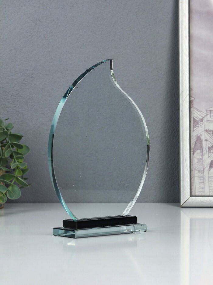 Фигурка стекло «Стела наградная. Лист», 22×16×5 см
