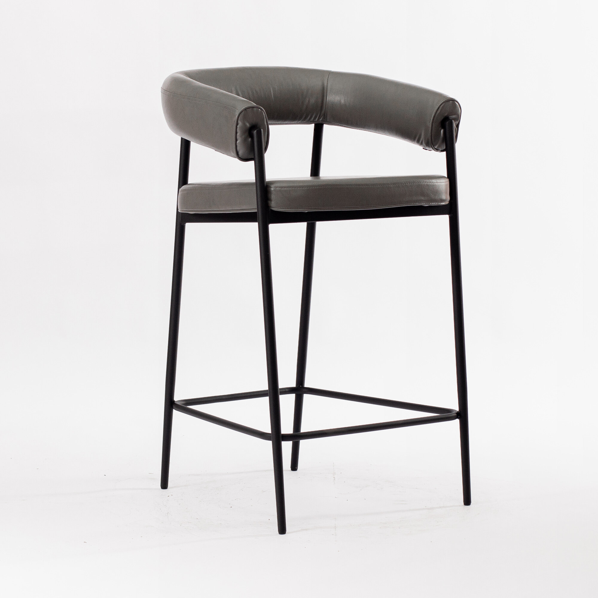 Стул полубарный Манчестер сиденье с наклоном серая экокожа ножки металл черный для дома/для гостиной/для столовой/для кафе/кухонный стул/стул кухонный