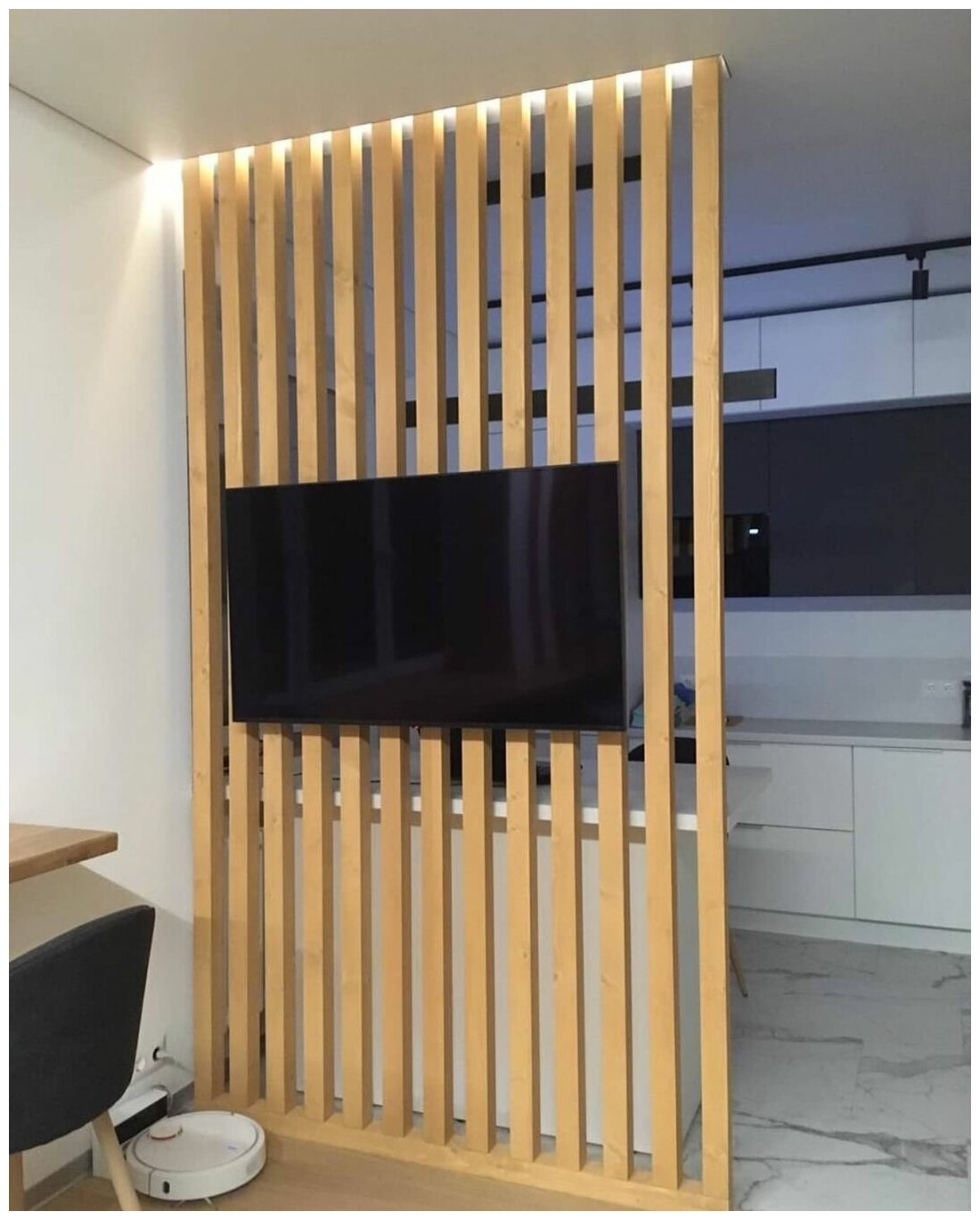 Перегородка 60х60мм с подсветкой из Сосны. Стоимость указана за 1 брус.