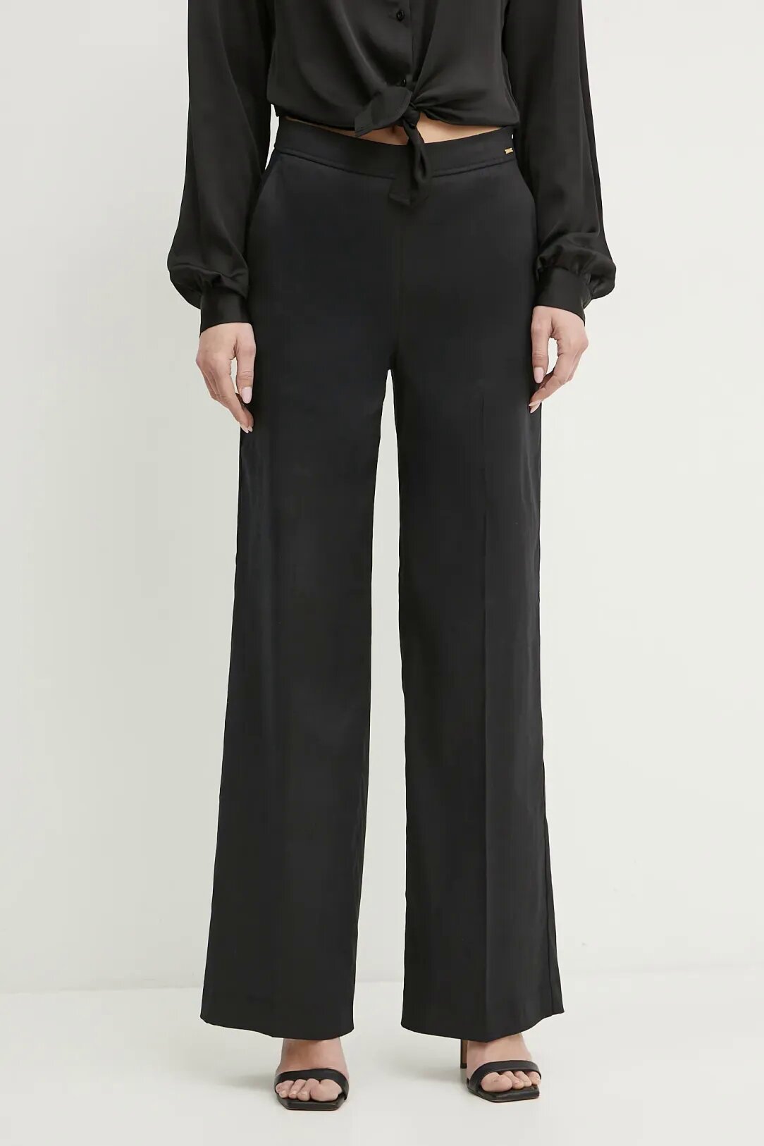 Брюки Isabeau Straight Pant