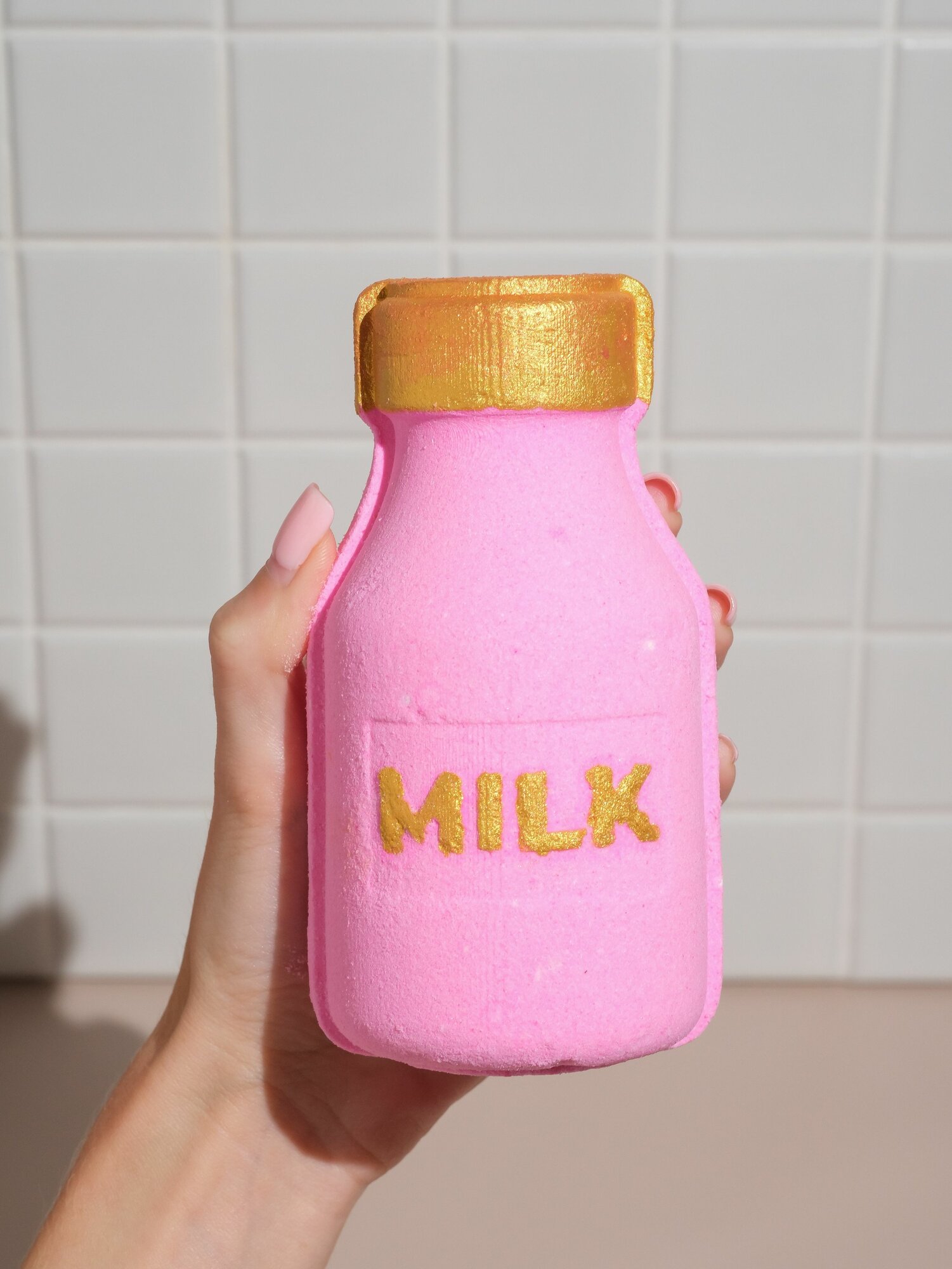 Бомбочка для ванны Honeyberrybee , с маслом миндаля, в подарочной упаковке, 350 г XXL Подарок на 8 марта