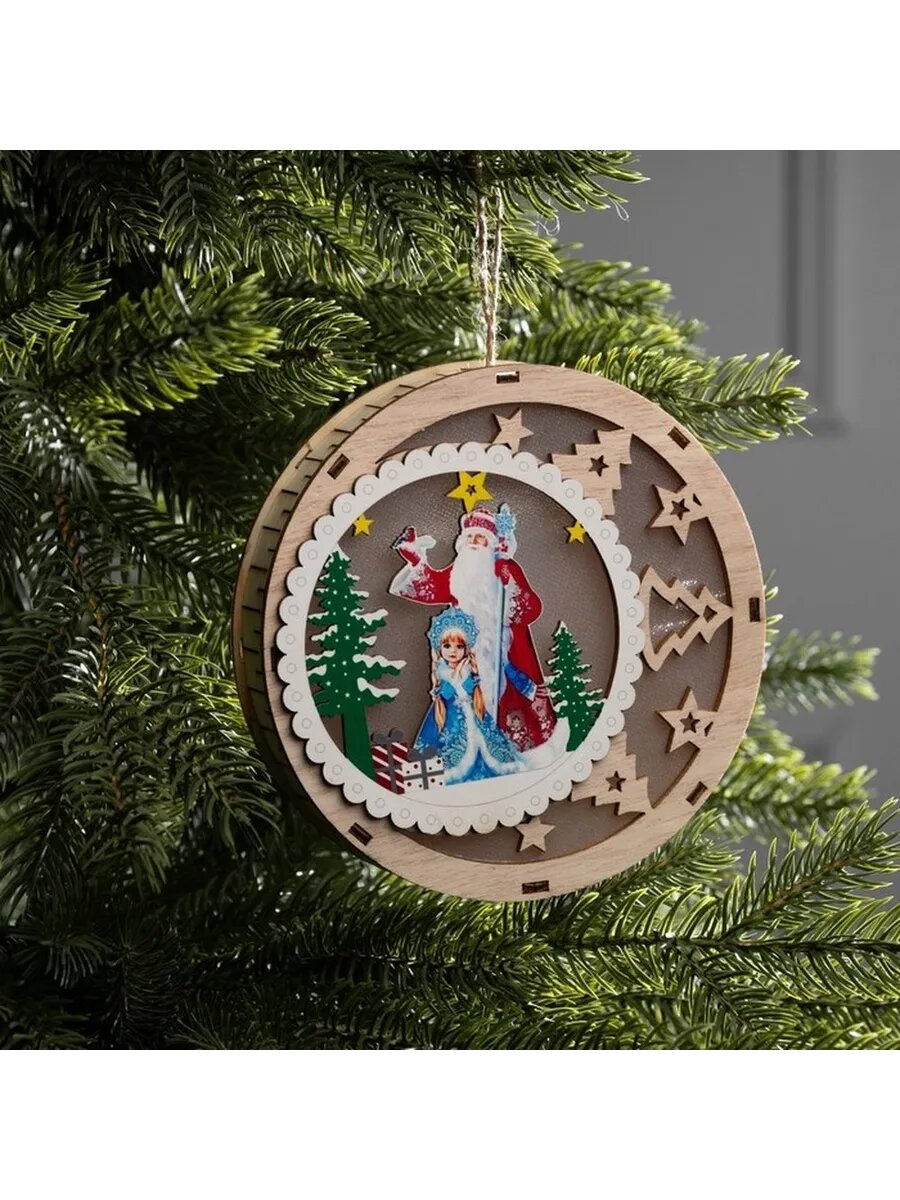 Световая подвеска с Дедом Морозом и Снегурочкой