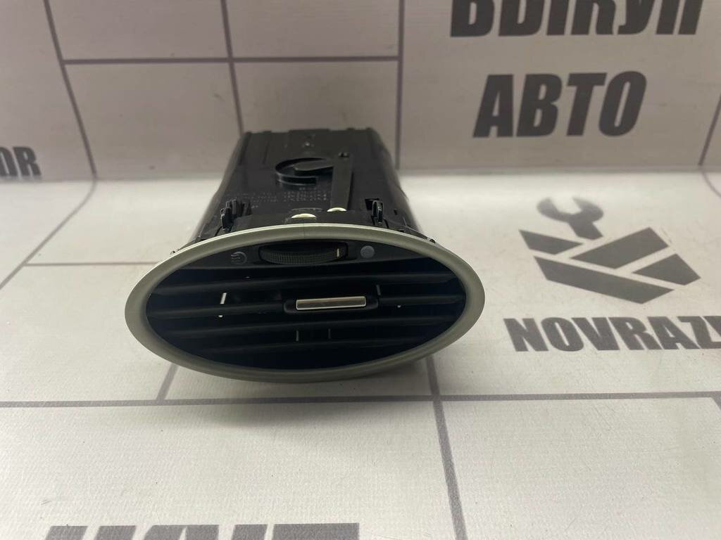 Дефлектор воздушный Ford Focus 2 05-08