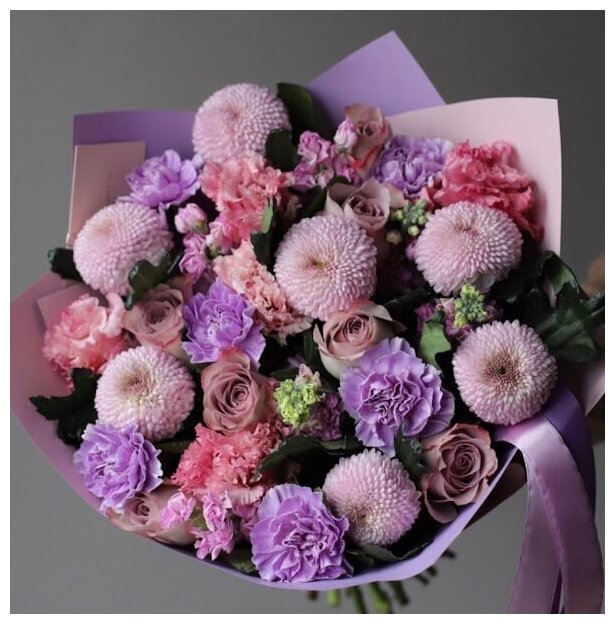 Букет "Чудесный аметист" роза, хризантемы, маттиола, гвоздики, эустомы, красивый букет цветов, шикарный, цветы премиум.