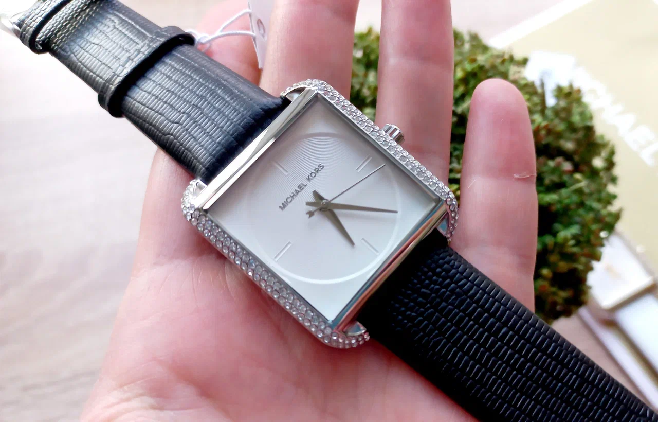 Наручные часы