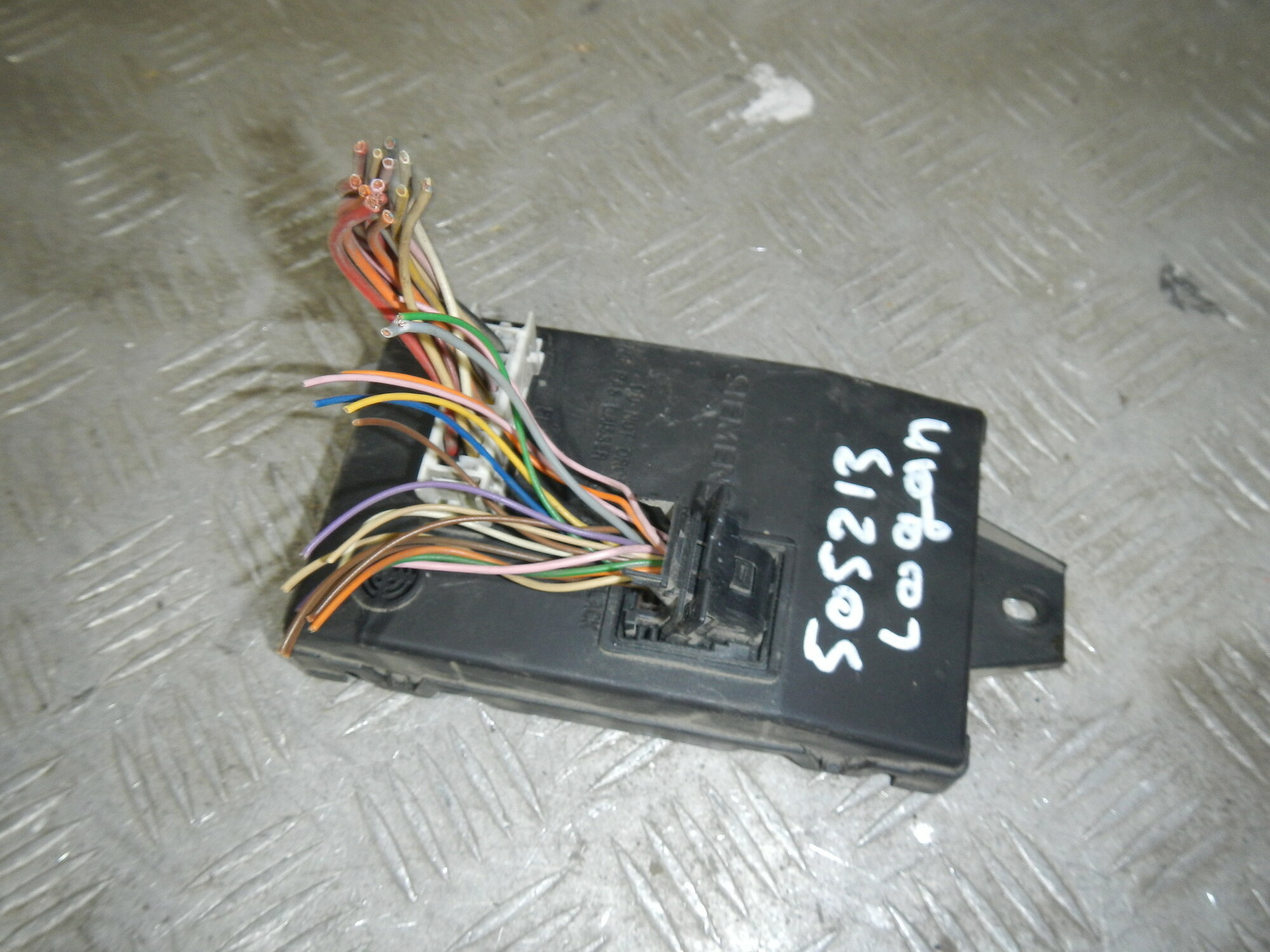 Б/У Блок комфорта, Renault (Рено)-LOGAN (05-) RENAULT LOGAN (05-) без повреждений. 505213 RENAULT арт. 8200296328A