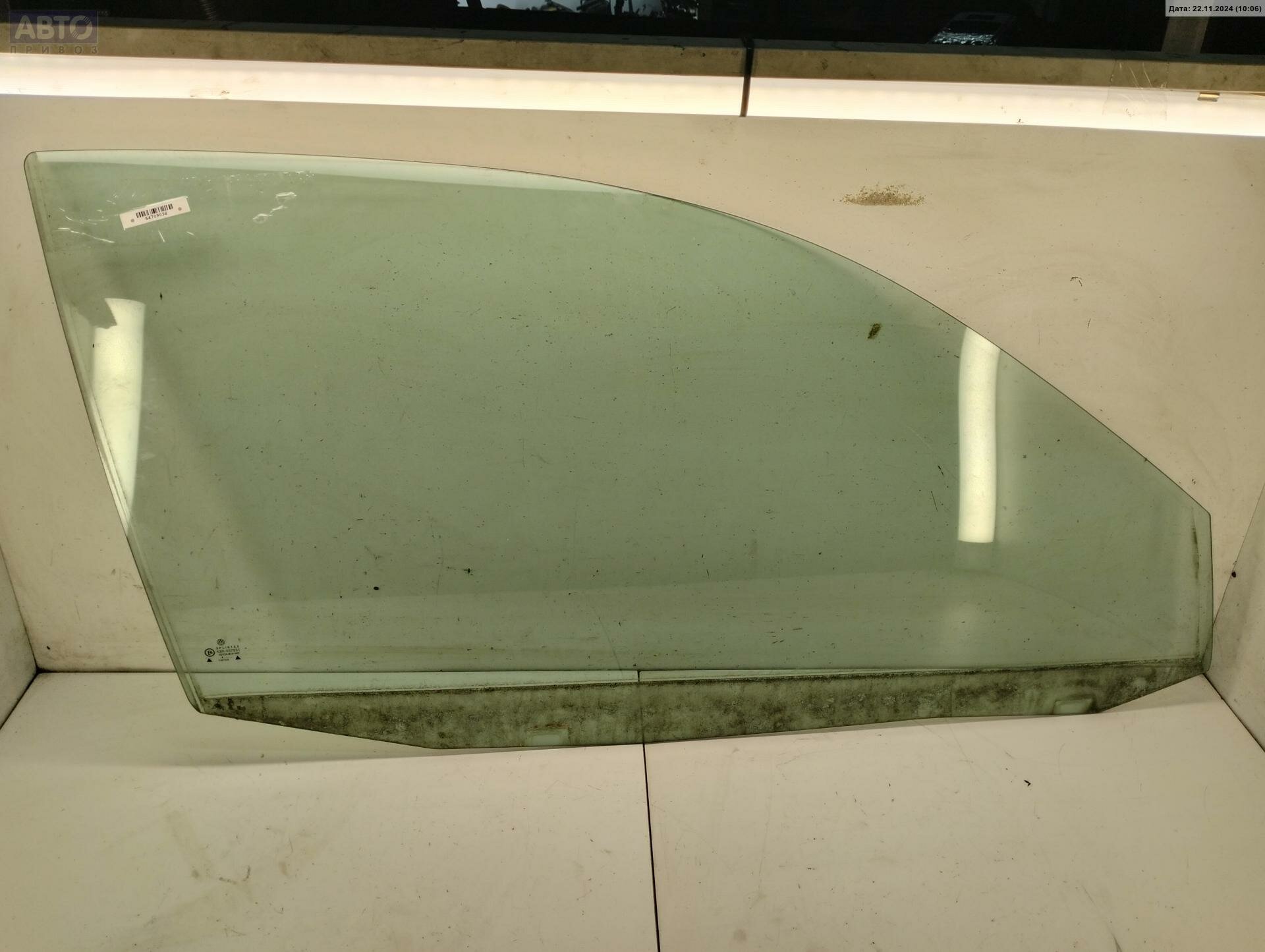 Стекло двери передней правой Volkswagen Golf-4