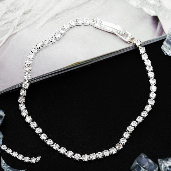 Жесткий браслет