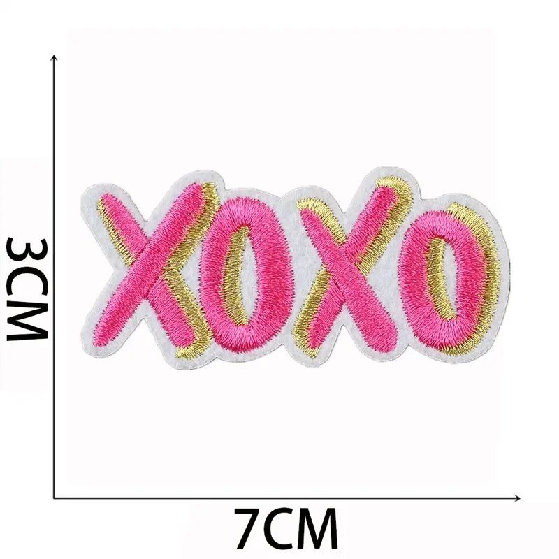 Нашивка вышитая XOXO, 7x3 см, patch 02
