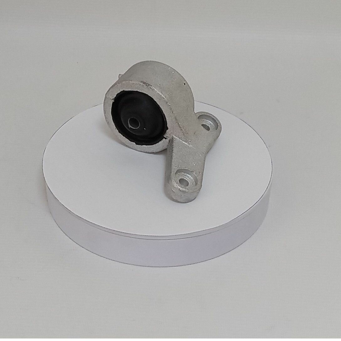 Подушка ВАЗ-21213 КПП 5-и ступка