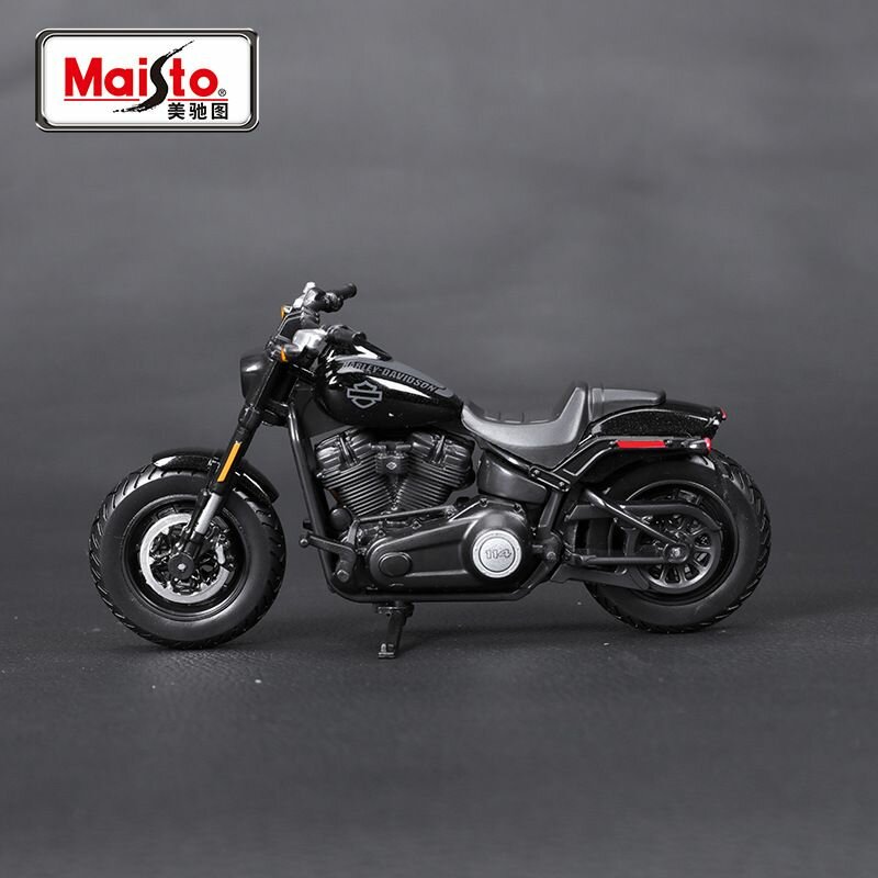 Машинки металлические Maisto 1:18 Harley-Davidson 2022 Fat Bob114