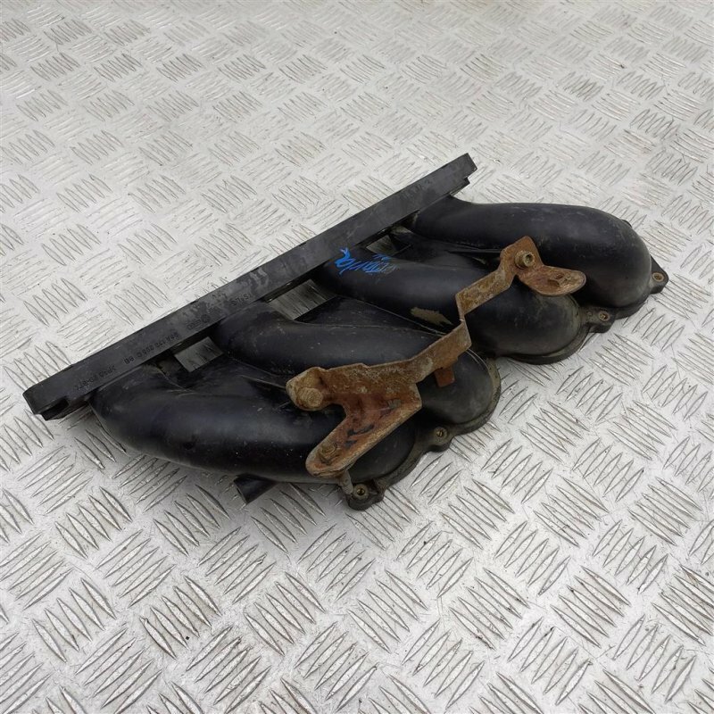 Б/У Коллектор впускной Skoda Octavia A4 / Шкода Октавия A4 1.8 AGN 125Л.С. 1997