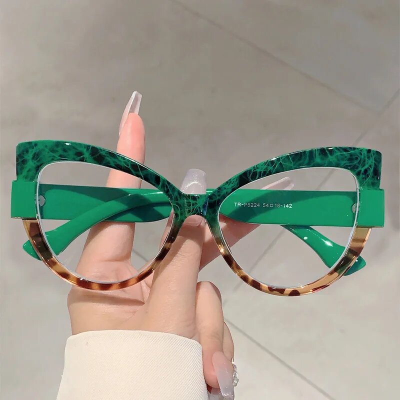 Большие очки "кошачий глаз" RPXBGUCKARHG Green, +150, Зеленый