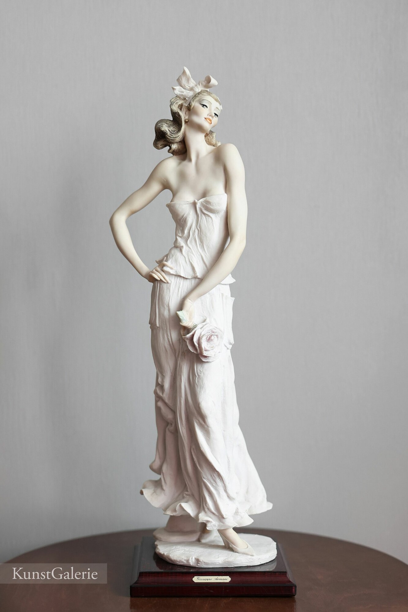 "Алессандра" статуэтка Giuseppe Armani, Capodimonte Florence - Alessandra, 0648F - Джузеппе Армани Каподимонте Флоренс