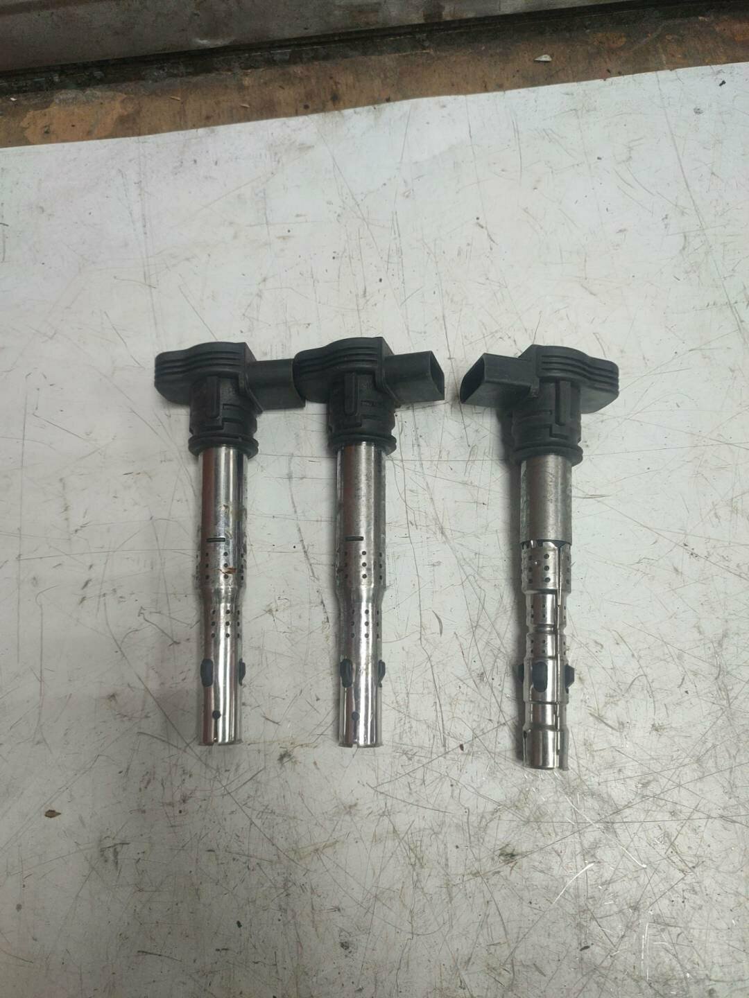 Катушка зажигания Volkswagen Passat B6 2006 07K905715F