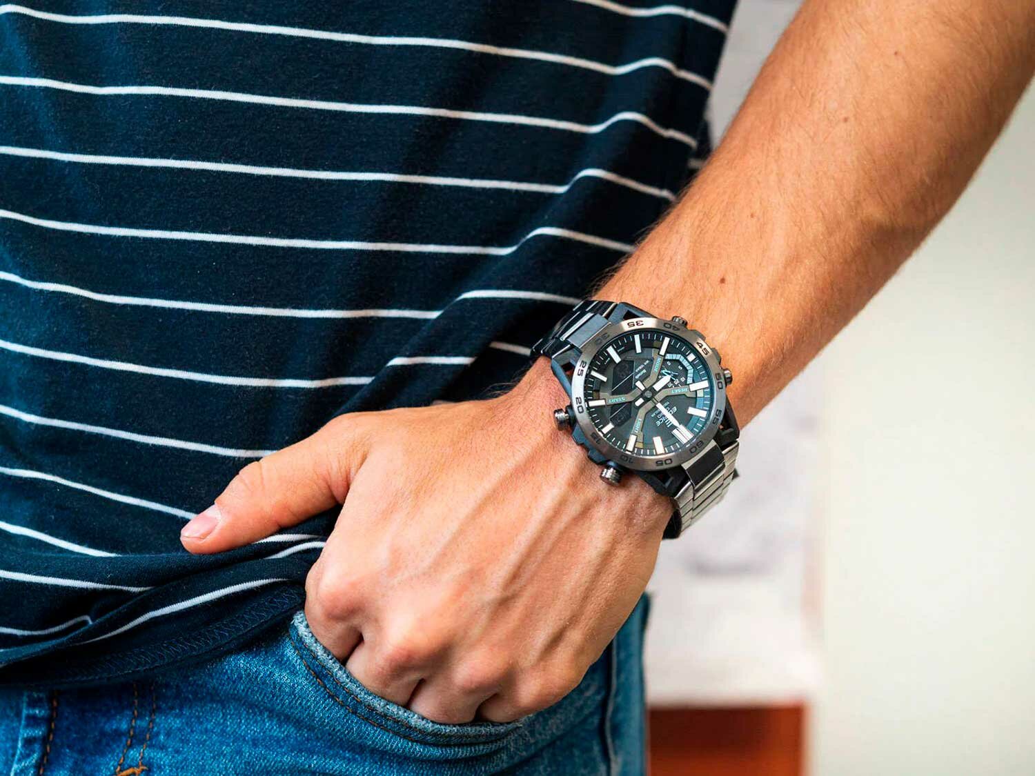 Наручные часы CASIO Edifice, черный — фото 1