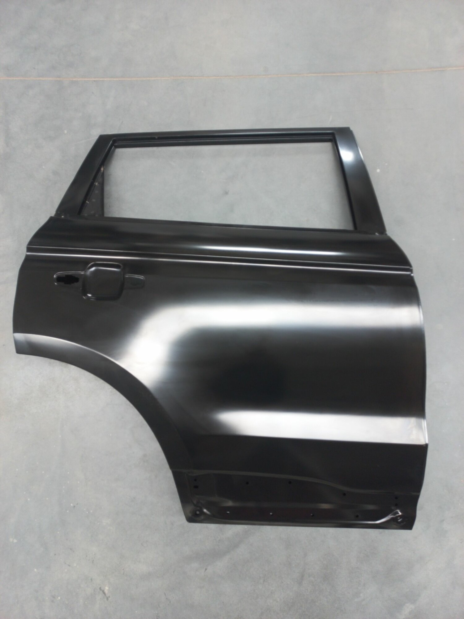 Дверь задняя правая Geely Atlas [1.8 16V 6AT внедорожник 4X2] 5081005500C15