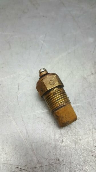 Датчик температуры УАЗ буханка 3303 УМЗ-417 1965 (б/у)