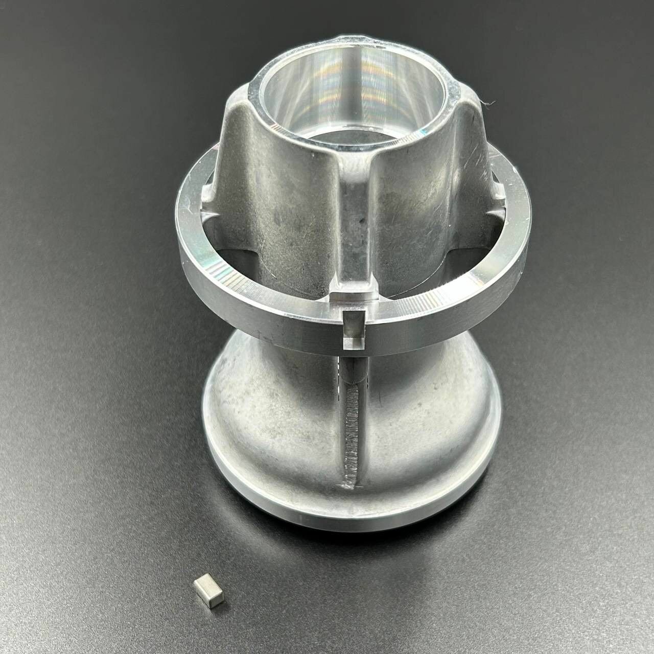 Ступица Yamaha 40-50 (old) (Производитель Osaka), OEM: 679-45331-00-94