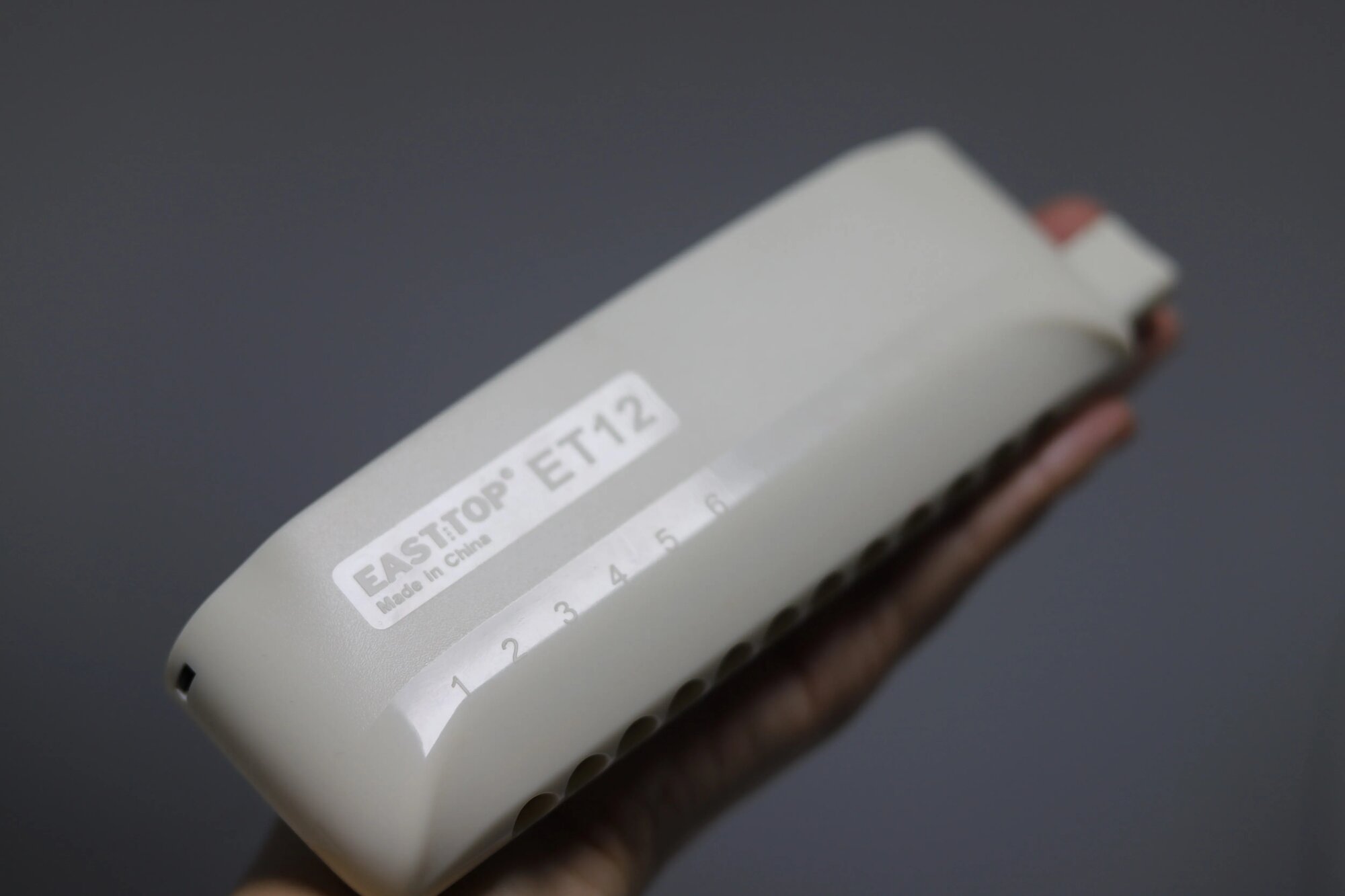 EASTTOP ET12, бежевая хроматическая губная гармошка
