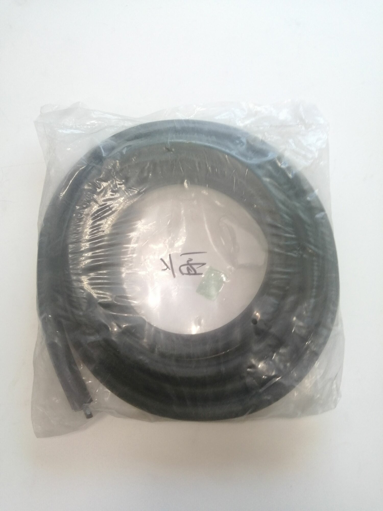 Уплотнитель двери Chery Amulet [1.6 8V 5MT лифтбэк] A155402121