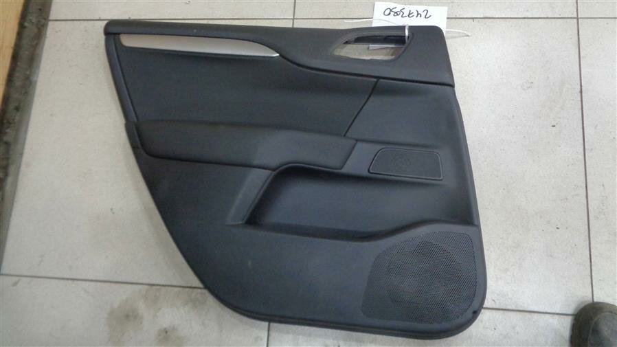 Обшивка двери задней левой от Citroen C4 B7 2011>