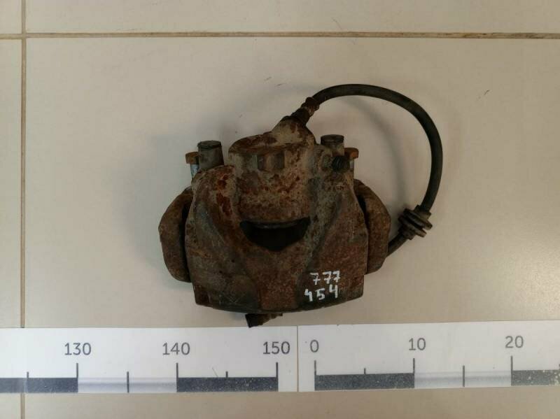 Суппорт передний левый Renault Fluence 2010-2017 кат.номер: 410111495R