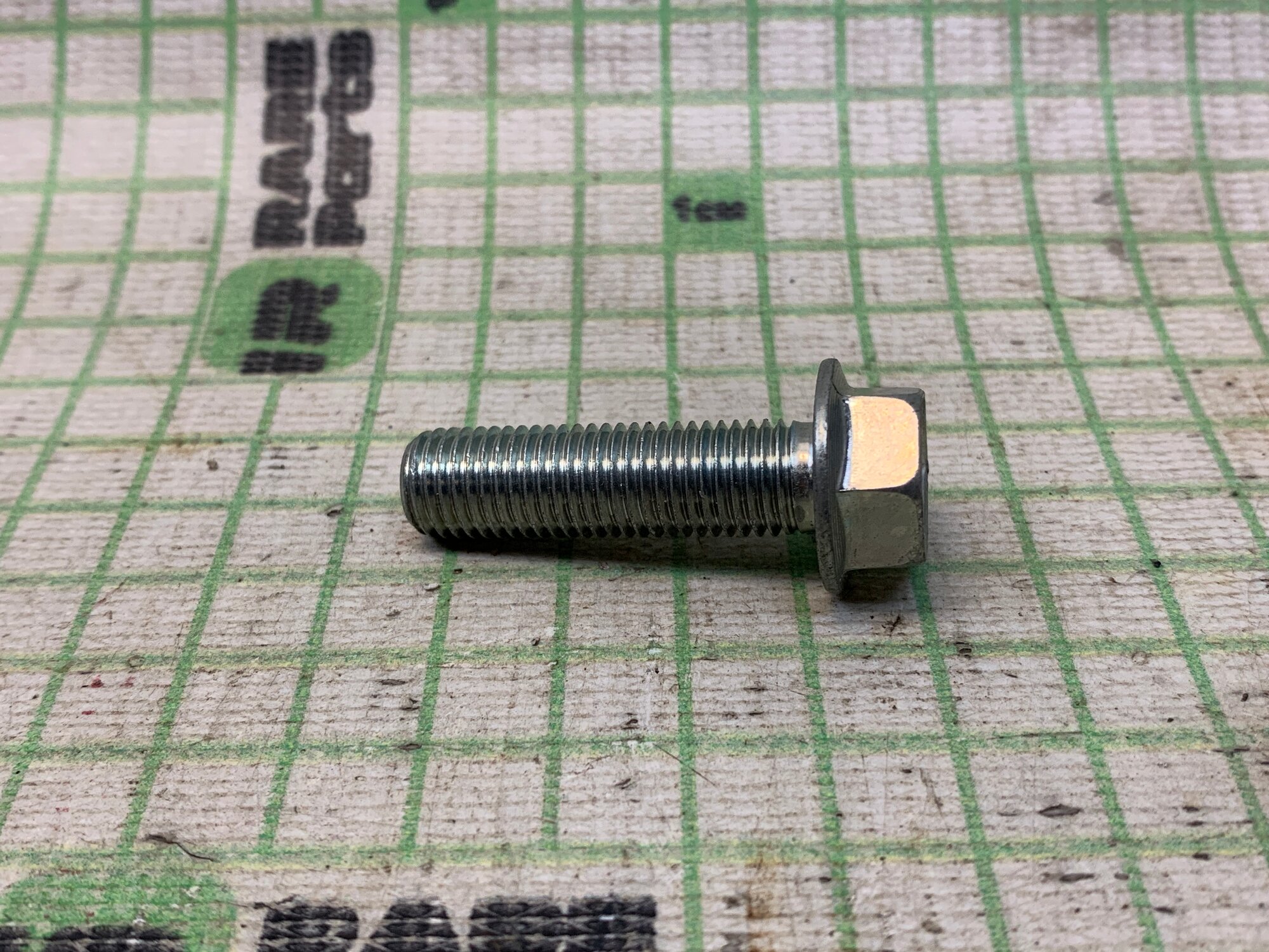 Болт крепления глушителя для Toyota 4 Runner