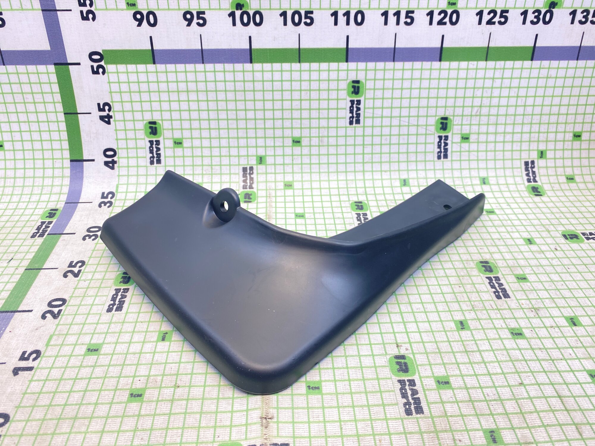 Брызговик задний правый для Mitsubishi Outlander