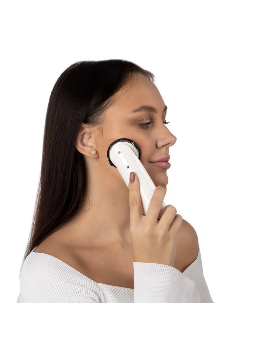 Многофункциональный массажер для лица с ИК-эффектом