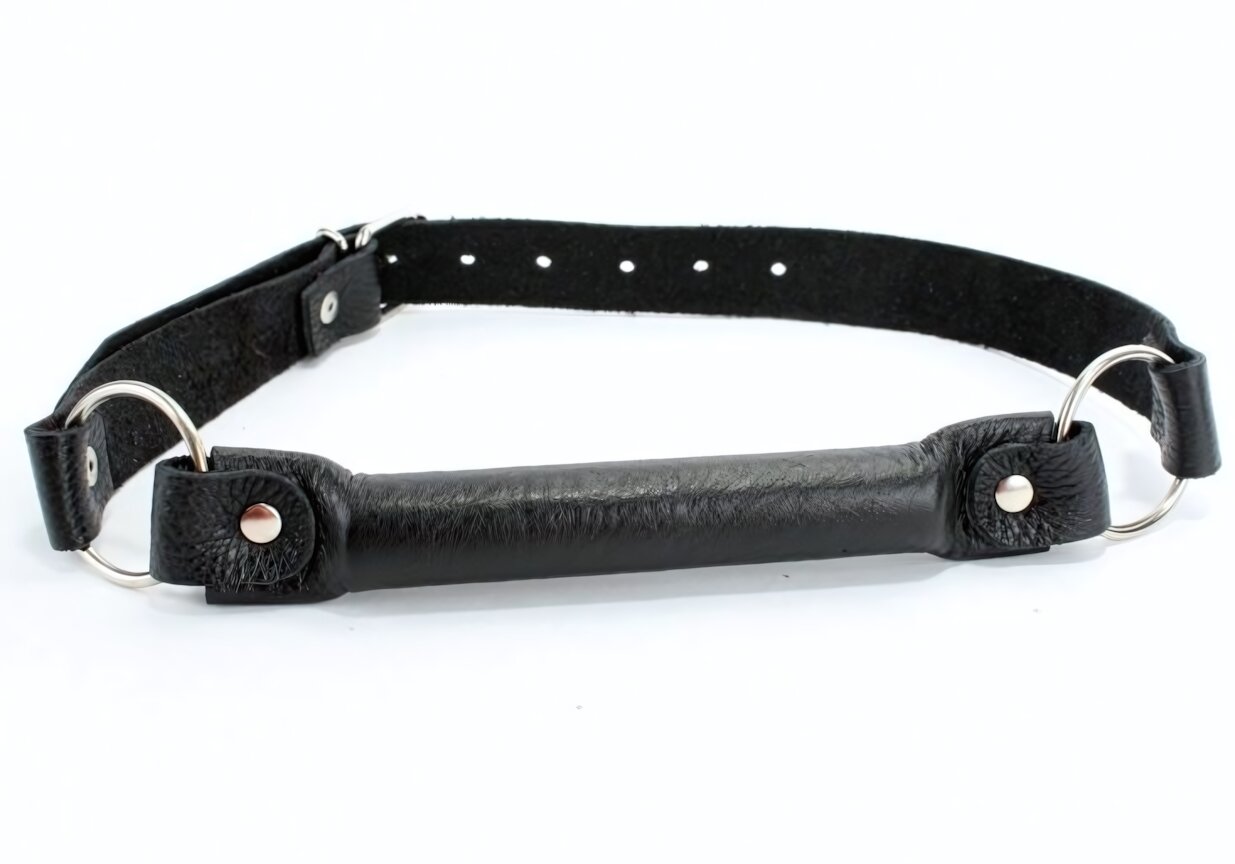 Кляп-трензель регулируемый из натуральной кожи, черный, 15 см, обхват 45-60 см