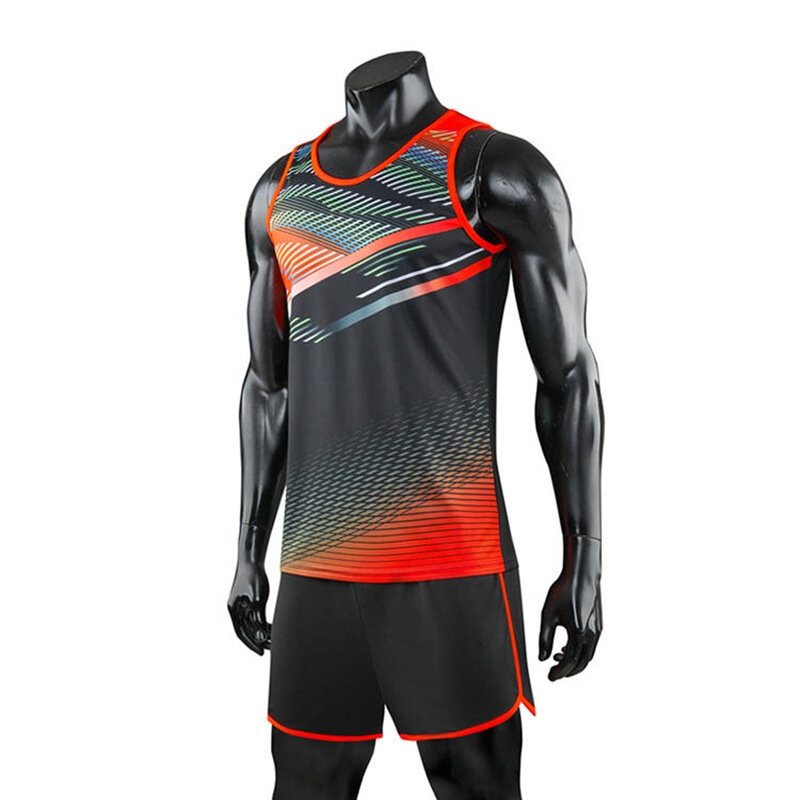 Костюм спортивный