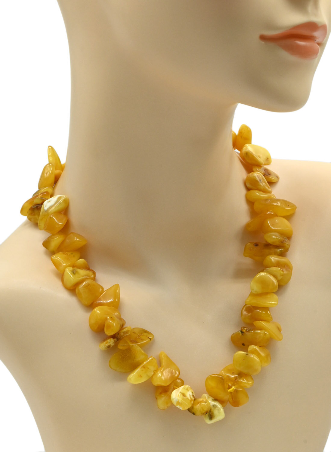 Бусы, янтарь