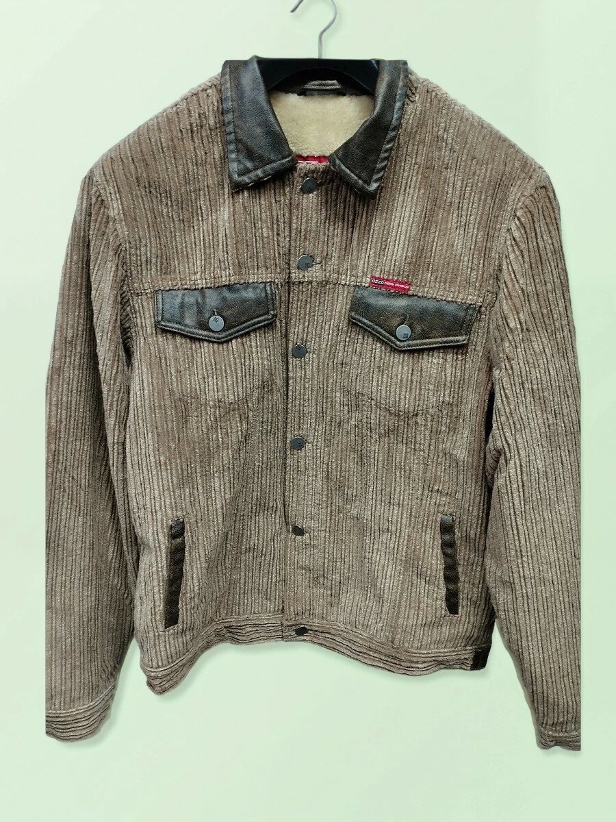 Куртка джинсовая