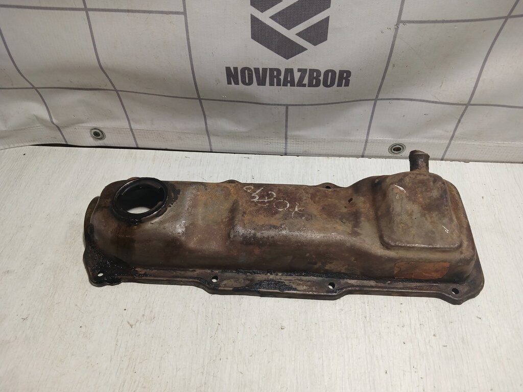 Крышка головки блока (клапанная) VW Golf 2 Jetta 2 83-92