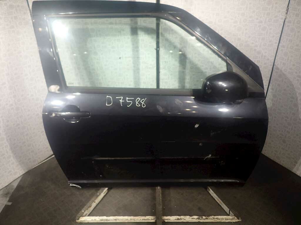 Дверь передняя правая Suzuki Swift 3 6800162K00 арт. 366613