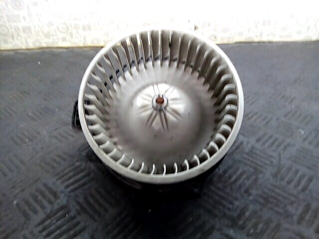 Моторчик печки (вентилятор отопителя) Kia Rio 2 (JB) 971131G900 арт. 369496