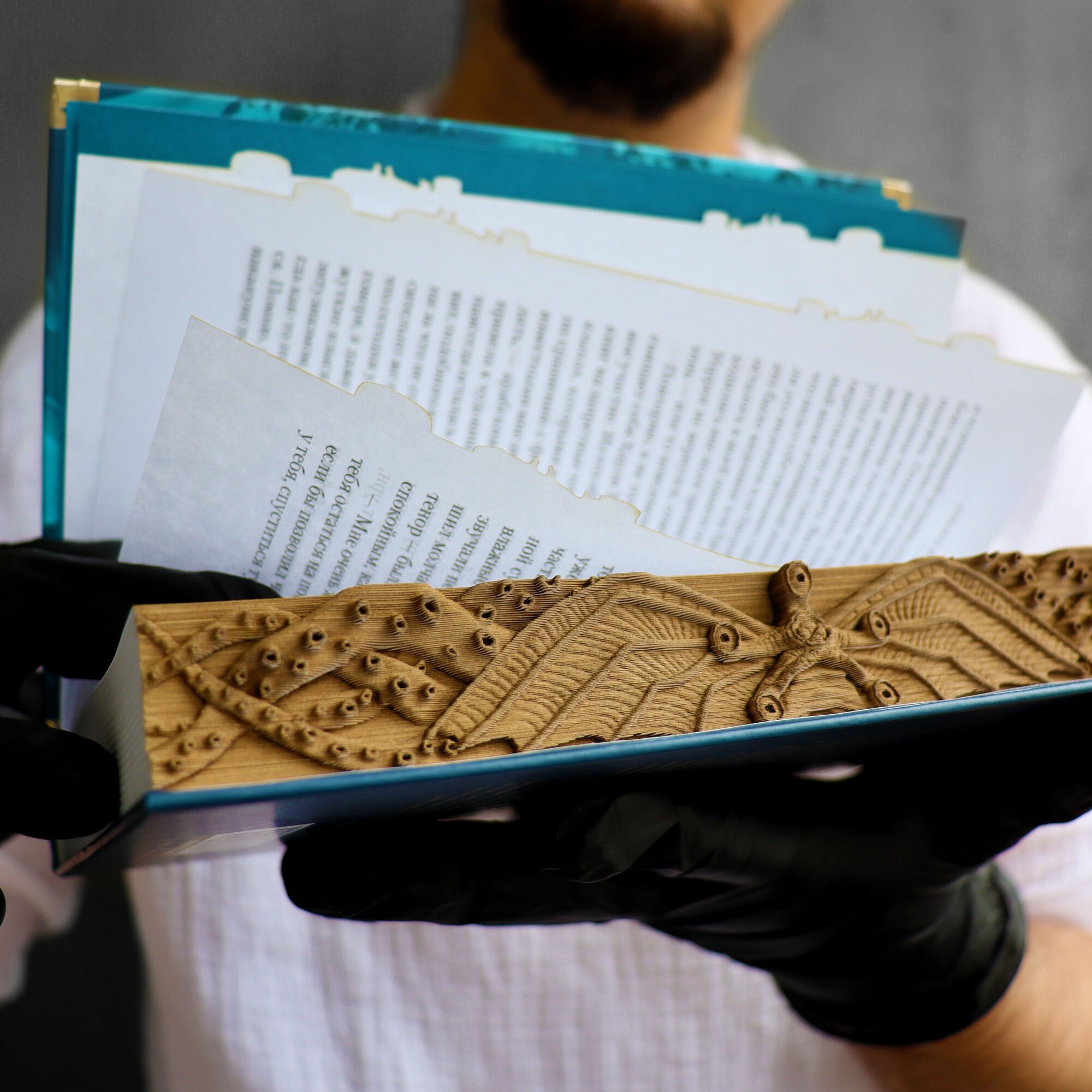 Объемная книга "Хребты Безумия" Говард Филлипс Лавкрафт (Dzenya Sin)