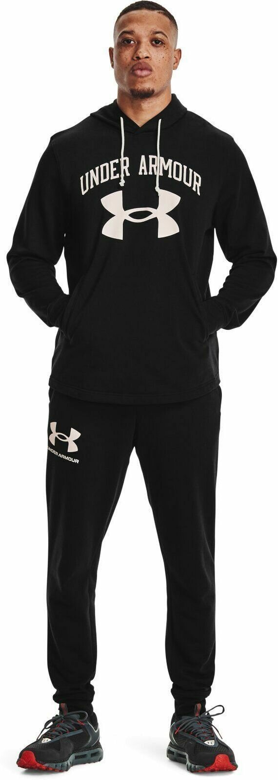 Худи спортивное