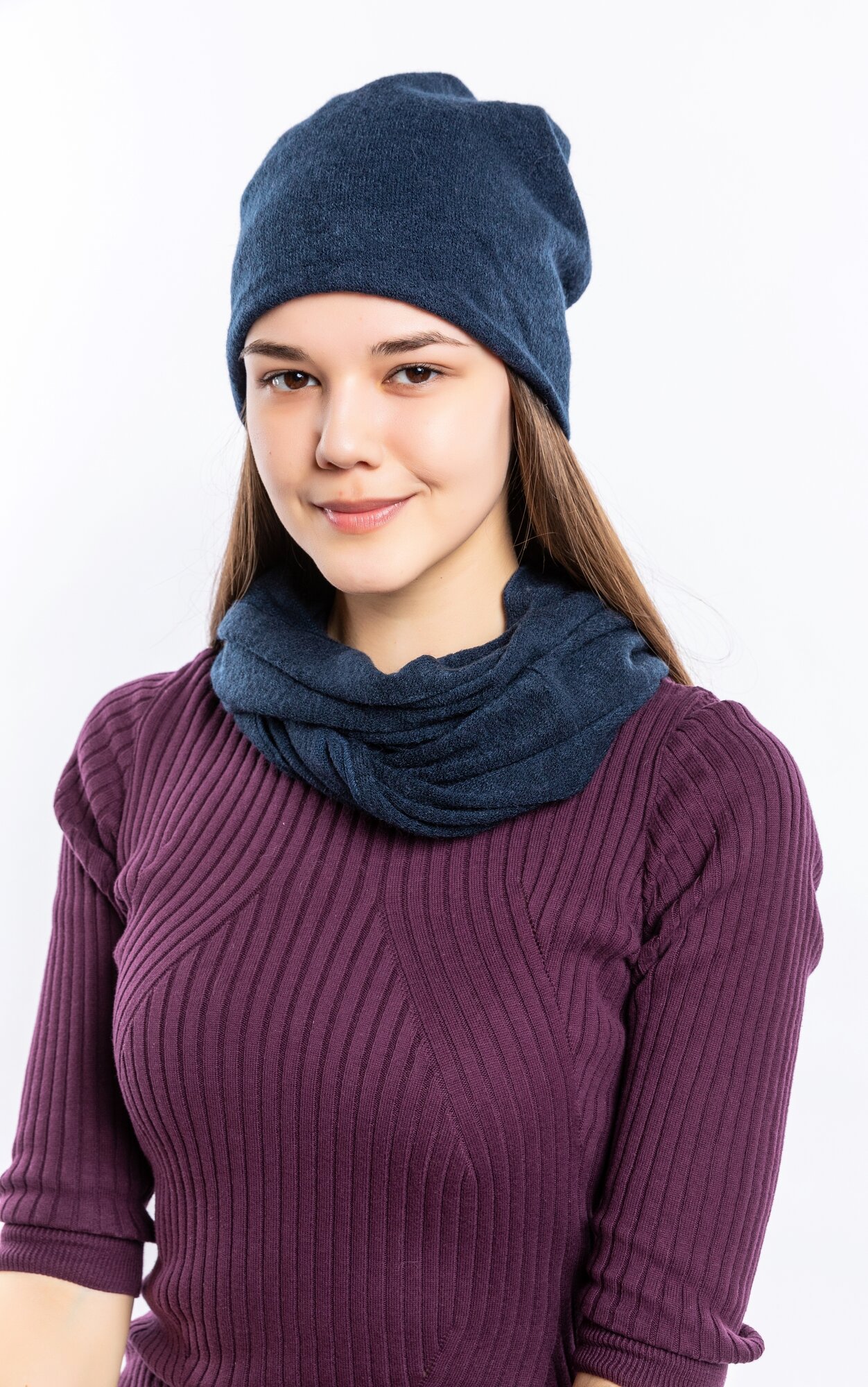 Комплект с головным убором Осень-зима 2021 для женщин